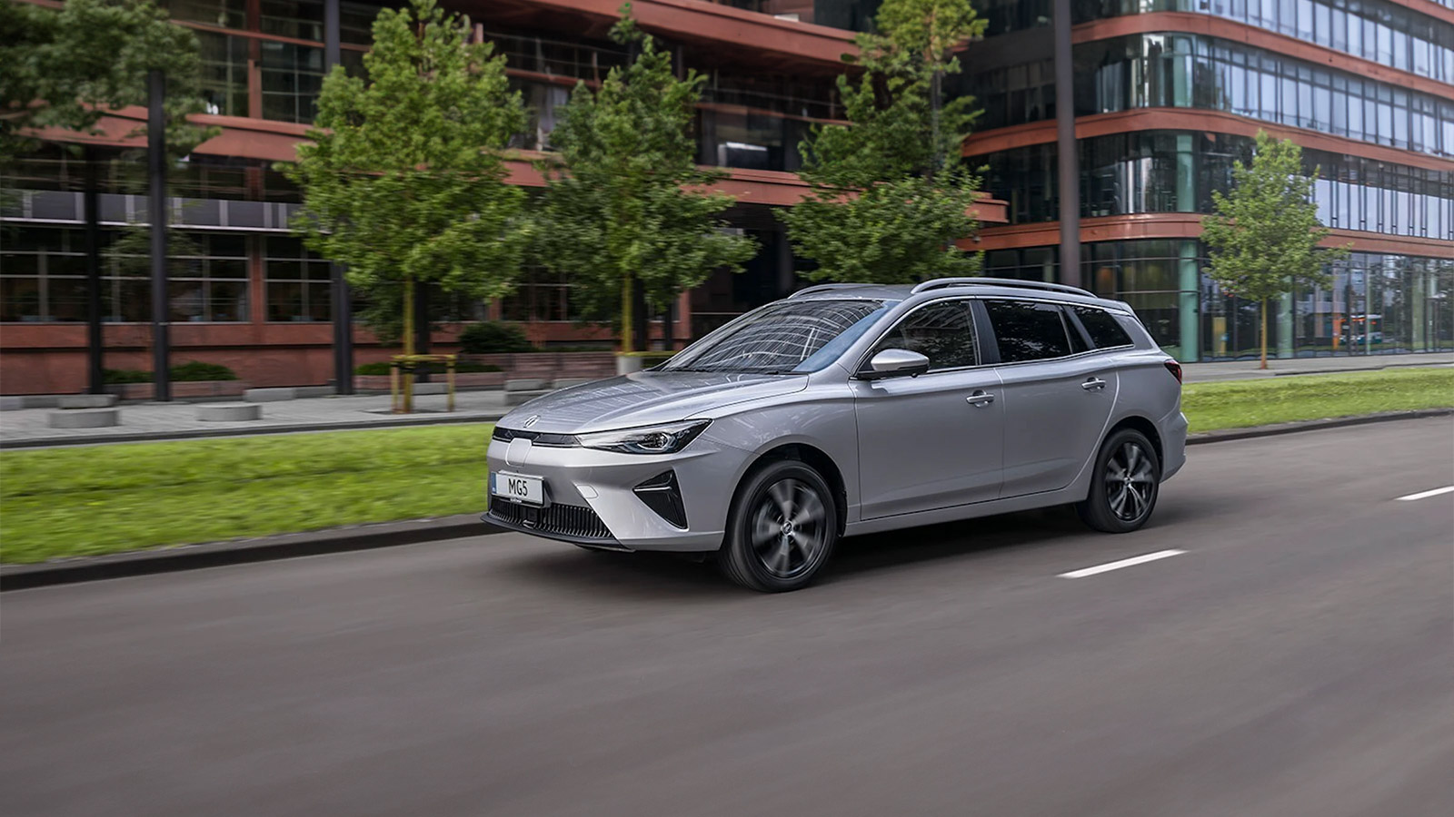 MG5 Додатоци MG Motor Makedonija
